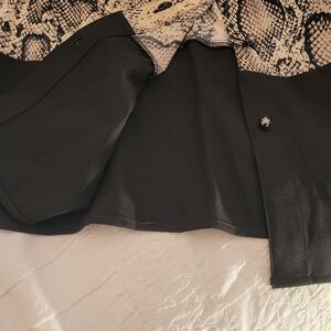 Peter Nygard | Tops | Peter Nygard Snake Print Blouse With Black Hem ...